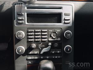 Zaļš Volvo V70 2009 Rīga, ar dzinēja tilpumu 2.40 L un nobraukumu 305 tūkst. km par 4000 €, foto 16 vietnē AUTOMOTO.COM.LV