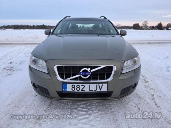 Zaļš Volvo V70 2010 Paide, ar dzinēja tilpumu 1.60 L un nobraukumu 286 tūkst. km par 5490 €, foto 2 vietnē AUTOMOTO.COM.LV