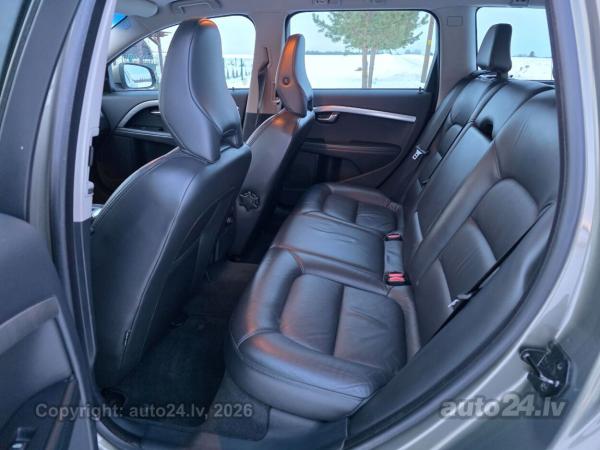 Зеленый Вольво В70 2010 в Пайде, объемом двигателя 1.60 л и пробегом 286 тыс. км за 5490 €, фото 11 на AUTOMOTO.COM.LV