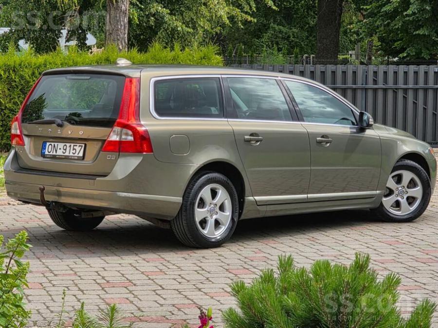 Zaļš Volvo V70 2010 Rīga, ar dzinēja tilpumu 2.00 L un nobraukumu 288 tūkst. km par 5650 €, foto 6 vietnē AUTOMOTO.COM.LV