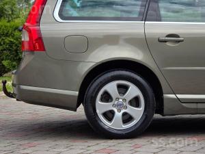 Zaļš Volvo V70 2010 Rīga, ar dzinēja tilpumu 2.00 L un nobraukumu 288 tūkst. km par 5650 €, foto 12 vietnē AUTOMOTO.COM.LV