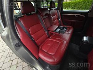 Zaļš Volvo V70 2010 Rīga, ar dzinēja tilpumu 2.00 L un nobraukumu 288 tūkst. km par 5650 €, foto 17 vietnē AUTOMOTO.COM.LV