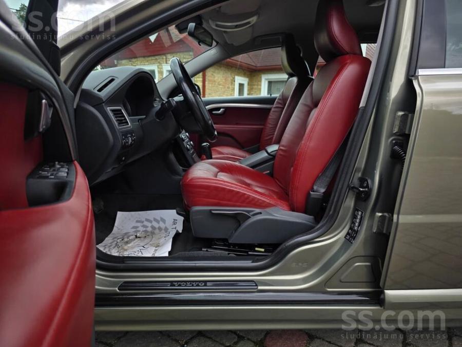 Zaļš Volvo V70 2010 Rīga, ar dzinēja tilpumu 2.00 L un nobraukumu 288 tūkst. km par 5650 €, foto 26 vietnē AUTOMOTO.COM.LV