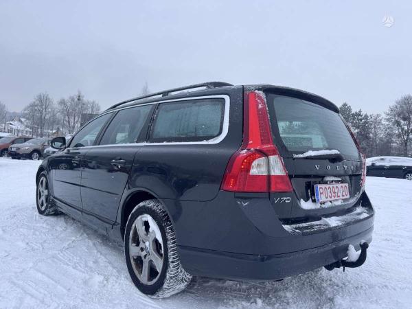 Green Volvo V70 2012 in Alytus, with an engine capacity of 1.98 L and mileage of 279 thousand km for 6200 €, photo 10 on AUTOMOTO.COM.LV