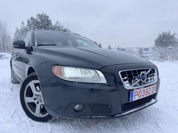 Green Volvo V70 2012 in Alytus, with an engine capacity of 1.98 L and mileage of 277 thousand km for 5700 €, photo 3 on AUTOMOTO.COM.LV