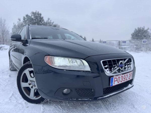 Zaļš Volvo V70 2012 Alīta, ar dzinēja tilpumu 1.98 L un nobraukumu 277 tūkst. km par 5700 €, foto 3 vietnē AUTOMOTO.COM.LV
