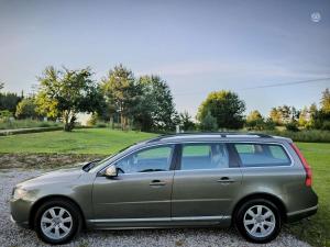 Zaļš Volvo V70 2012 Trakai, ar dzinēja tilpumu 1.98 L un nobraukumu 318 tūkst. km par 4790 €, foto 4 vietnē AUTOMOTO.COM.LV