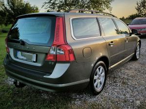 Zaļš Volvo V70 2012 Trakai, ar dzinēja tilpumu 1.98 L un nobraukumu 318 tūkst. km par 4790 €, foto 6 vietnē AUTOMOTO.COM.LV