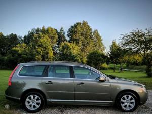 Zaļš Volvo V70 2012 Trakai, ar dzinēja tilpumu 1.98 L un nobraukumu 318 tūkst. km par 4790 €, foto 7 vietnē AUTOMOTO.COM.LV