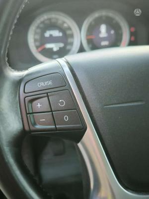 Zaļš Volvo V70 2012 Trakai, ar dzinēja tilpumu 1.98 L un nobraukumu 318 tūkst. km par 4790 €, foto 23 vietnē AUTOMOTO.COM.LV