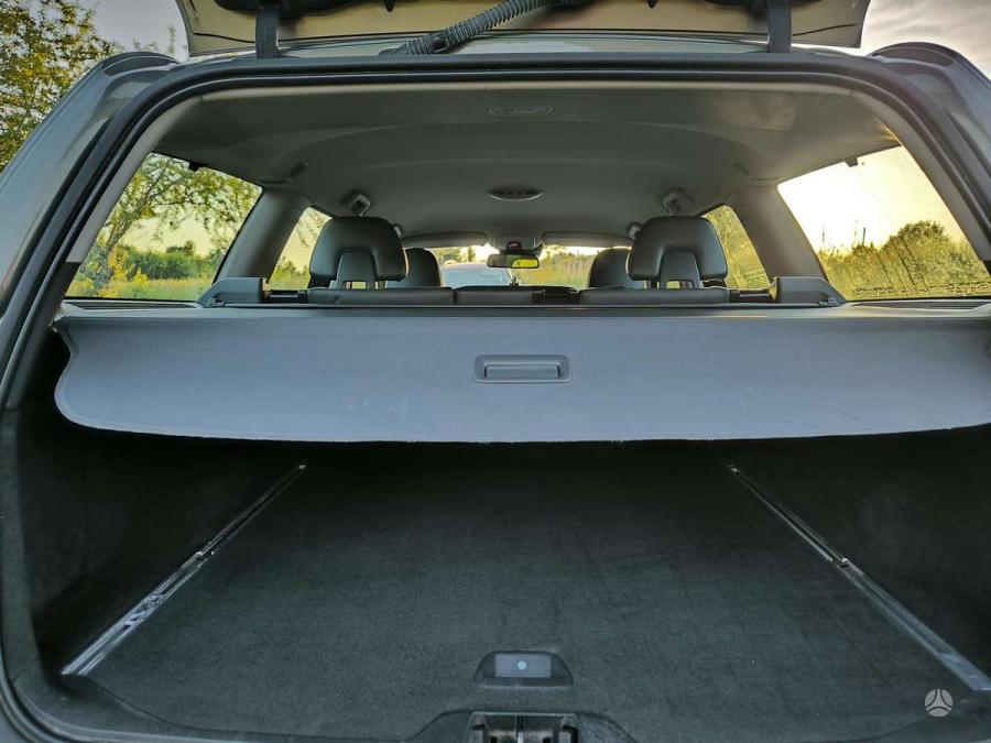 Zaļš Volvo V70 2012 Trakai, ar dzinēja tilpumu 1.98 L un nobraukumu 318 tūkst. km par 4790 €, foto 26 vietnē AUTOMOTO.COM.LV