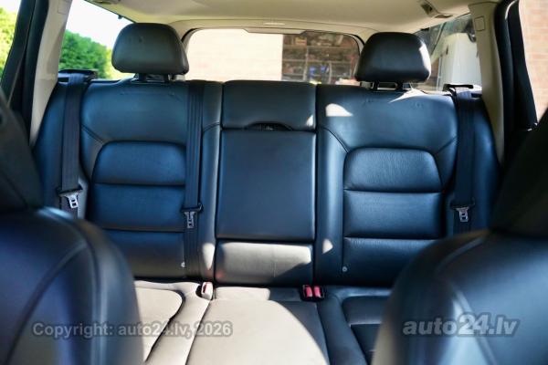 Green Volvo V70 2012 in Tallinn, with an engine capacity of 2.00 L and mileage of 260 thousand km for 7400 €, photo 7 on AUTOMOTO.COM.LV