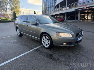 Zaļš Volvo V70 2012 Rīga, ar dzinēja tilpumu 2.40 L un nobraukumu 260 tūkst. km par 5999 €, foto 4 vietnē AUTOMOTO.COM.LV