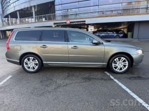 Zaļš Volvo V70 2012 Rīga, ar dzinēja tilpumu 2.40 L un nobraukumu 260 tūkst. km par 5999 €, foto 5 vietnē AUTOMOTO.COM.LV