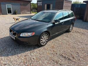 Zaļš Volvo V70 2013 Raseiniai, ar dzinēja tilpumu 2.00 L un nobraukumu 265 tūkst. km par 5400 €, foto 4 vietnē AUTOMOTO.COM.LV