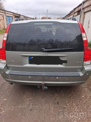 Grey Volvo V70 2007 in Riga, with an engine capacity of 2.40 L and mileage of 332 thousand km for 3500 €, photo  on AUTOMOTO.COM.LV