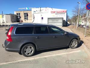 Pelēks Volvo V70 2009 Tallina, ar dzinēja tilpumu 2.00 L un nobraukumu 345 tūkst. km par 3200 €, foto 2 vietnē AUTOMOTO.COM.LV