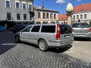 Серый Вольво В70 2002 в Вильнюс, объемом двигателя 2.40 л и пробегом 447 тыс. км за 1200 €, фото 13 на AUTOMOTO.COM.LV