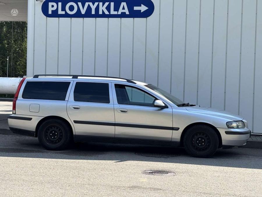 Серый Вольво В70 2002 в Вильнюс, объемом двигателя 2.40 л и пробегом 447 тыс. км за 1200 €, фото 34 на AUTOMOTO.COM.LV