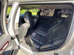 Grey Volvo V70 2003 in Kuldiga, with an engine capacity of 2.40 L and mileage of 384 thousand km for 750 €, photo 4 on AUTOMOTO.COM.LV