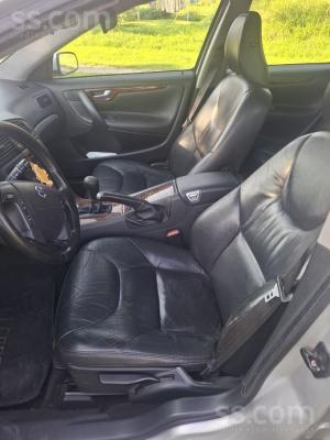 Grey Volvo V70 2006 in Bauska, with an engine capacity of 2.40 L and mileage of 411 thousand km for 2200 €, photo 9 on AUTOMOTO.COM.LV