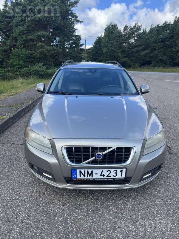 Pelēks Volvo V70 2008 Ventspils, ar dzinēja tilpumu 2.00 L un nobraukumu 339 tūkst. km par 3300 €, foto 8 vietnē AUTOMOTO.COM.LV