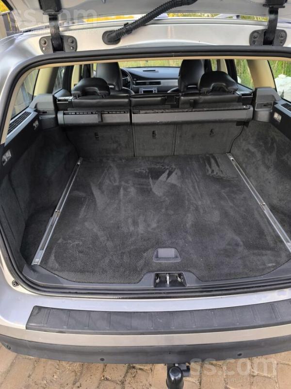 Volvo V70 2008 in Riga on AUTOMOTO.COM.LV Grey Volvo V70 2008 in Riga, with an engine capacity of 2.00 L and mileage of 315 thousand km for 2500 €, photo 11 on AUTOMOTO.COM.LV