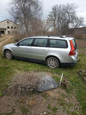 Pelēks Volvo V70 2009 Saldus, ar dzinēja tilpumu 2.00 L un nobraukumu 354 tūkst. km par 2650 €, foto 4 vietnē AUTOMOTO.COM.LV