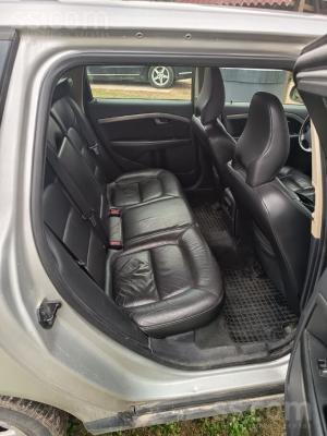 Pelēks Volvo V70 2009 Saldus, ar dzinēja tilpumu 2.00 L un nobraukumu 354 tūkst. km par 2650 €, foto 7 vietnē AUTOMOTO.COM.LV