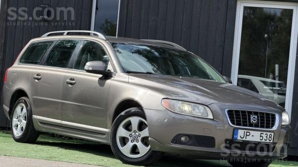 Pelēks Volvo V70 2008 Rīga, ar dzinēja tilpumu 2.40 L un nobraukumu 387 tūkst. km par 2900 €, foto 1 vietnē AUTOMOTO.COM.LV
