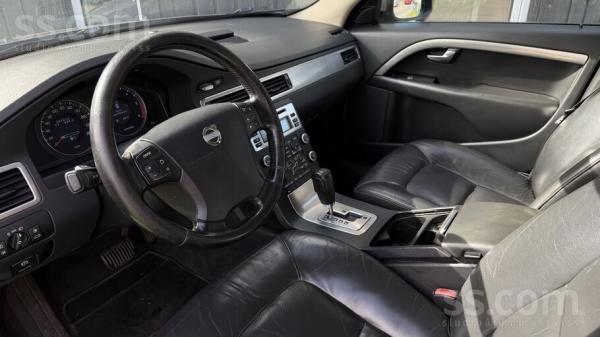 Pelēks Volvo V70 2008 Rīga, ar dzinēja tilpumu 2.40 L un nobraukumu 387 tūkst. km par 2900 €, foto 5 vietnē AUTOMOTO.COM.LV