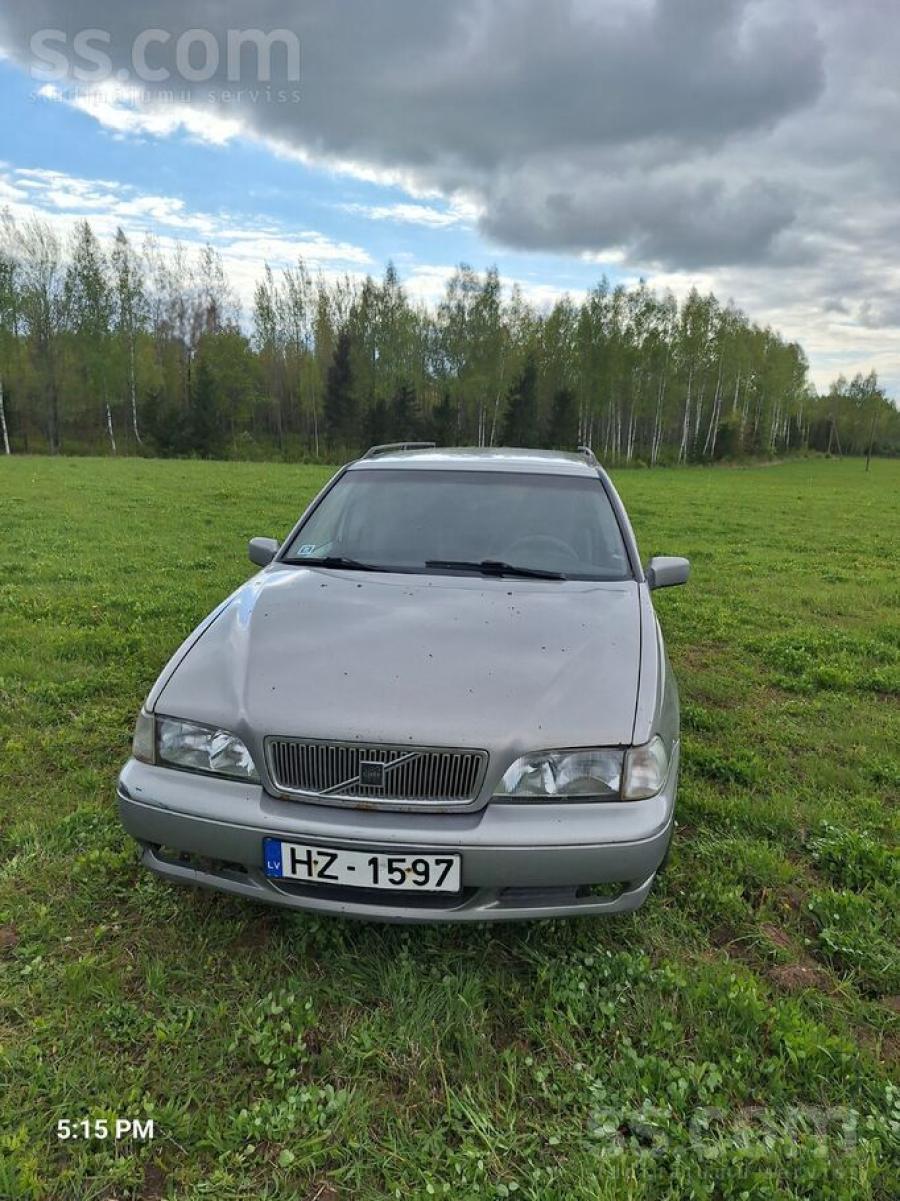 Grey Volvo V70 1997 in Aizkraukle, with an engine capacity of 2.50 L and mileage of 387 thousand km for 560 €, photo 11 on AUTOMOTO.COM.LV