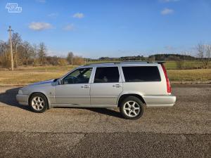 Grey Volvo V70 1998 in Vilnius, with an engine capacity of 2.50 L and mileage of 500 thousand km for 1000 €, photo 4 on AUTOMOTO.COM.LV