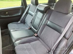 Pelēks Volvo V70 1998 Tallina, ar dzinēja tilpumu 2.50 L un nobraukumu 553 tūkst. km par 2500 €, foto 12 vietnē AUTOMOTO.COM.LV