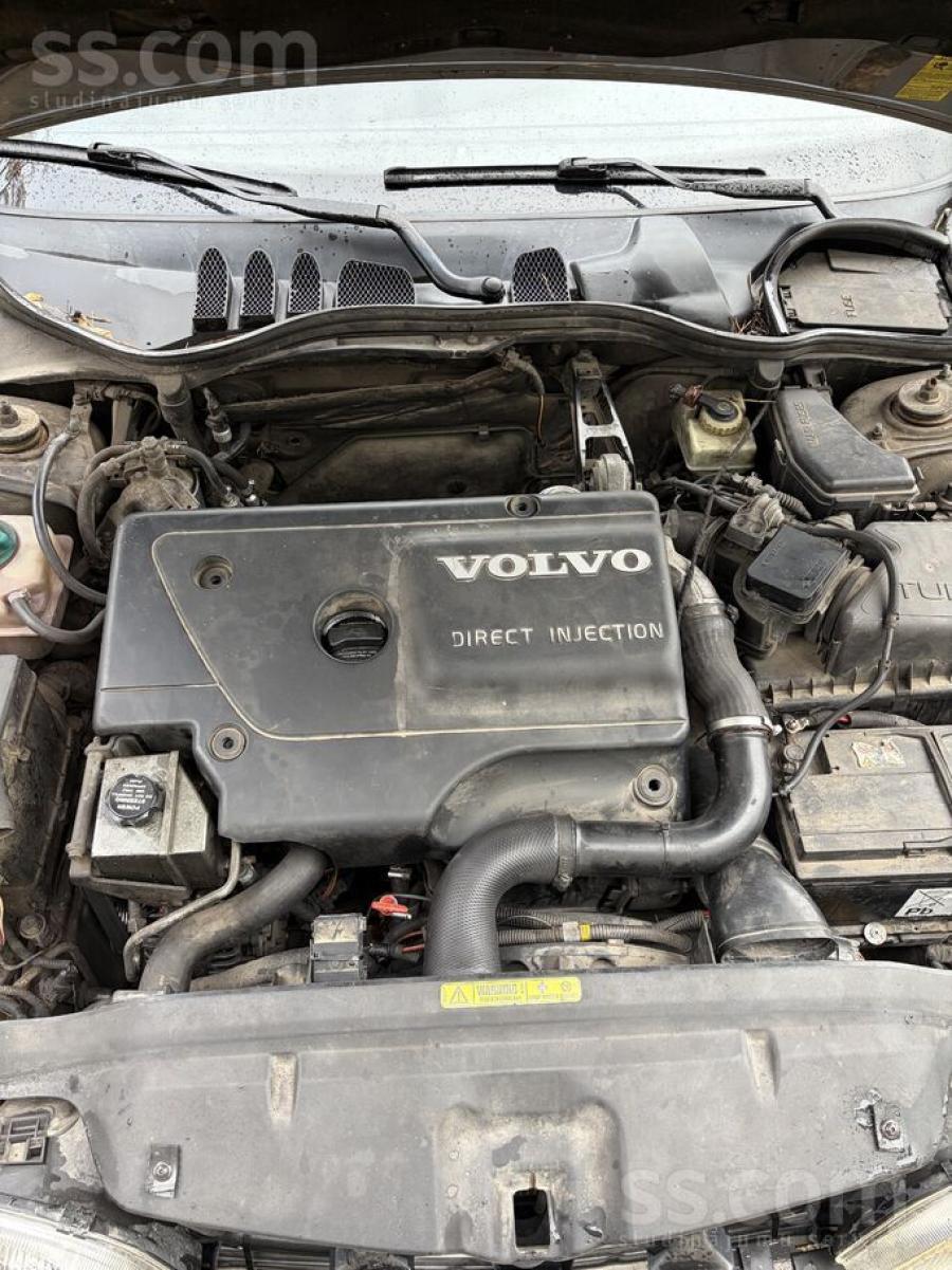 Grey Volvo V70 1998 in Kuldiga, with an engine capacity of 2.50 L and mileage of 431 thousand km for 900 €, photo 10 on AUTOMOTO.COM.LV