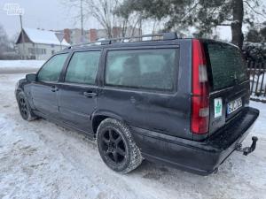 Pelēks Volvo V70 1999 Kauņa, ar dzinēja tilpumu 2.50 L un nobraukumu 365 tūkst. km par 1150 €, foto 10 vietnē AUTOMOTO.COM.LV