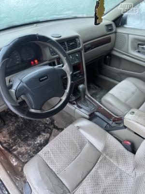 Pelēks Volvo V70 1999 Kauņa, ar dzinēja tilpumu 2.50 L un nobraukumu 365 tūkst. km par 1150 €, foto 19 vietnē AUTOMOTO.COM.LV