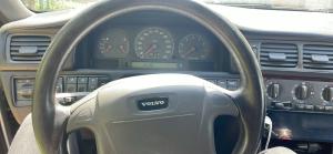 Pelēks Volvo V70 1999 Jurbarkas, ar dzinēja tilpumu 2.40 L un nobraukumu 320 tūkst. km par 3000 €, foto 6 vietnē AUTOMOTO.COM.LV