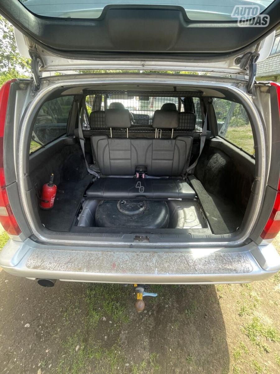 Pelēks Volvo V70 1999 Jurbarkas, ar dzinēja tilpumu 2.40 L un nobraukumu 320 tūkst. km par 3000 €, foto 9 vietnē AUTOMOTO.COM.LV