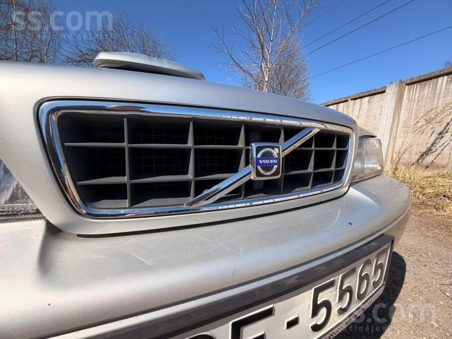 Pelēks Volvo V70 1999 Rīga, ar dzinēja tilpumu 2.50 L un nobraukumu 452 tūkst. km par 3900 €, foto 10 vietnē AUTOMOTO.COM.LV