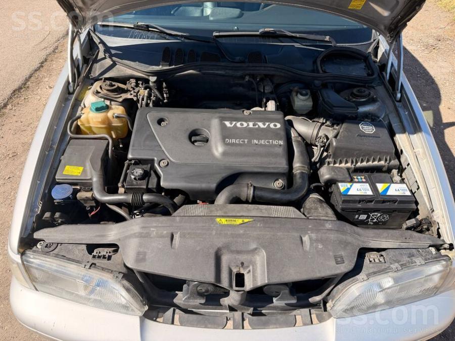 Pelēks Volvo V70 1999 Rīga, ar dzinēja tilpumu 2.50 L un nobraukumu 452 tūkst. km par 3900 €, foto 28 vietnē AUTOMOTO.COM.LV
