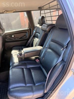 Pelēks Volvo V70 1999 Rīga, ar dzinēja tilpumu 2.50 L un nobraukumu 452 tūkst. km par 3900 €, foto 31 vietnē AUTOMOTO.COM.LV