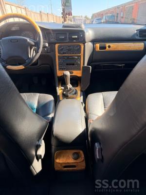 Pelēks Volvo V70 1999 Rīga, ar dzinēja tilpumu 2.50 L un nobraukumu 452 tūkst. km par 3900 €, foto 33 vietnē AUTOMOTO.COM.LV