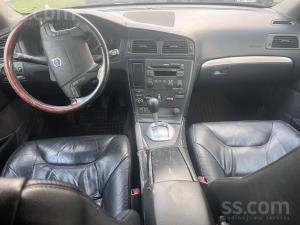 Pelēks Volvo V70 2000 Ventspils, ar dzinēja tilpumu 2.50 L un nobraukumu 382 tūkst. km par 1500 €, foto 9 vietnē AUTOMOTO.COM.LV