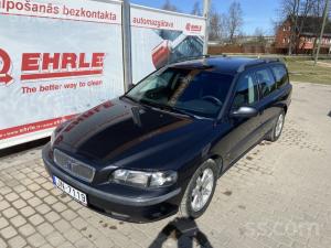 Grey Volvo V70 2000 in Balvi, with an engine capacity of 2.50 L and mileage of 0 thousand km for 1450 €, photo  on AUTOMOTO.COM.LV