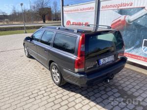 Pelēks Volvo V70 2000 Balvi, ar dzinēja tilpumu 2.50 L un nobraukumu 0 tūkst. km par 1450 €, foto 4 vietnē AUTOMOTO.COM.LV