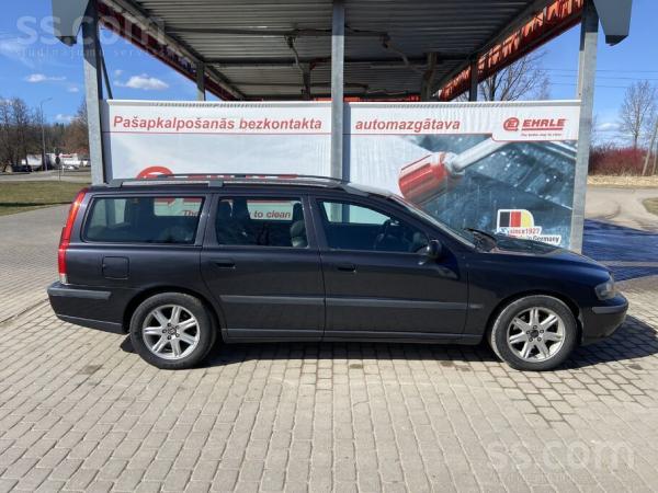 Серый Вольво В70 2000 в Балви, объемом двигателя 2.50 л и пробегом 0 тыс. км за 1450 €, фото 6 на AUTOMOTO.COM.LV