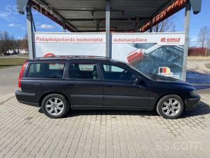 Pelēks Volvo V70 2000 Balvi, ar dzinēja tilpumu 2.50 L un nobraukumu 0 tūkst. km par 1450 €, foto 7 vietnē AUTOMOTO.COM.LV