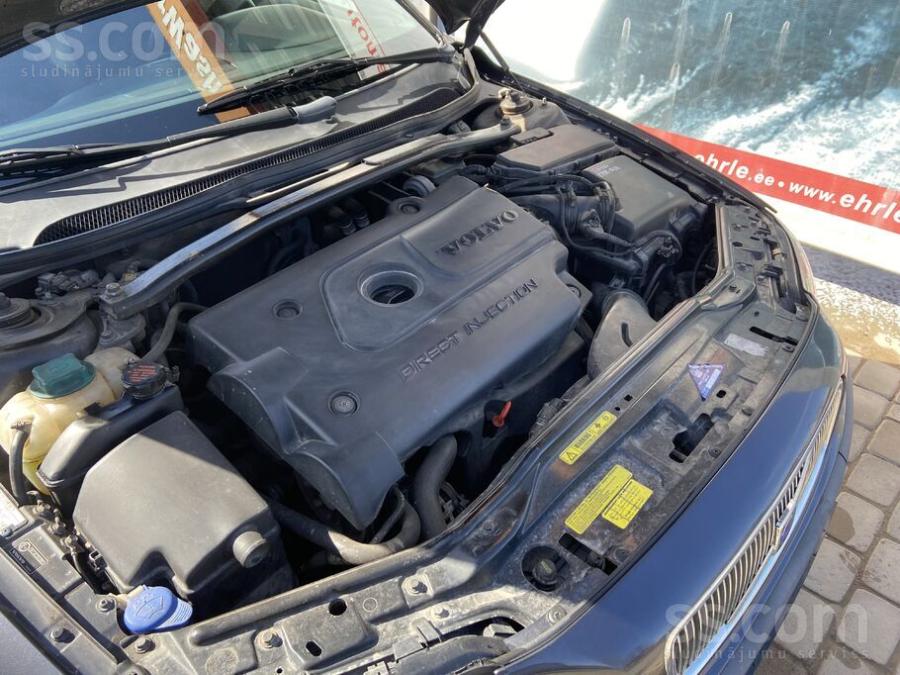 Pelēks Volvo V70 2000 Balvi, ar dzinēja tilpumu 2.50 L un nobraukumu 0 tūkst. km par 1450 €, foto 15 vietnē AUTOMOTO.COM.LV