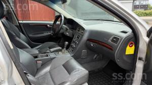Pelēks Volvo V70 2000 Rīga, ar dzinēja tilpumu 2.50 L un nobraukumu 439 tūkst. km par 1300 €, foto 9 vietnē AUTOMOTO.COM.LV